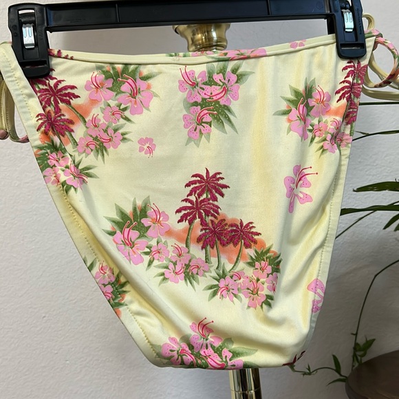 Xhilaration | Swim | Vintage Y2k Yellow And Pink Flower Bikini Set ...